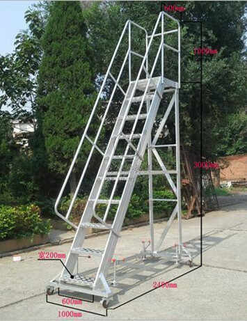 China Aluminium Platform Safety Ladders for Easy Moving