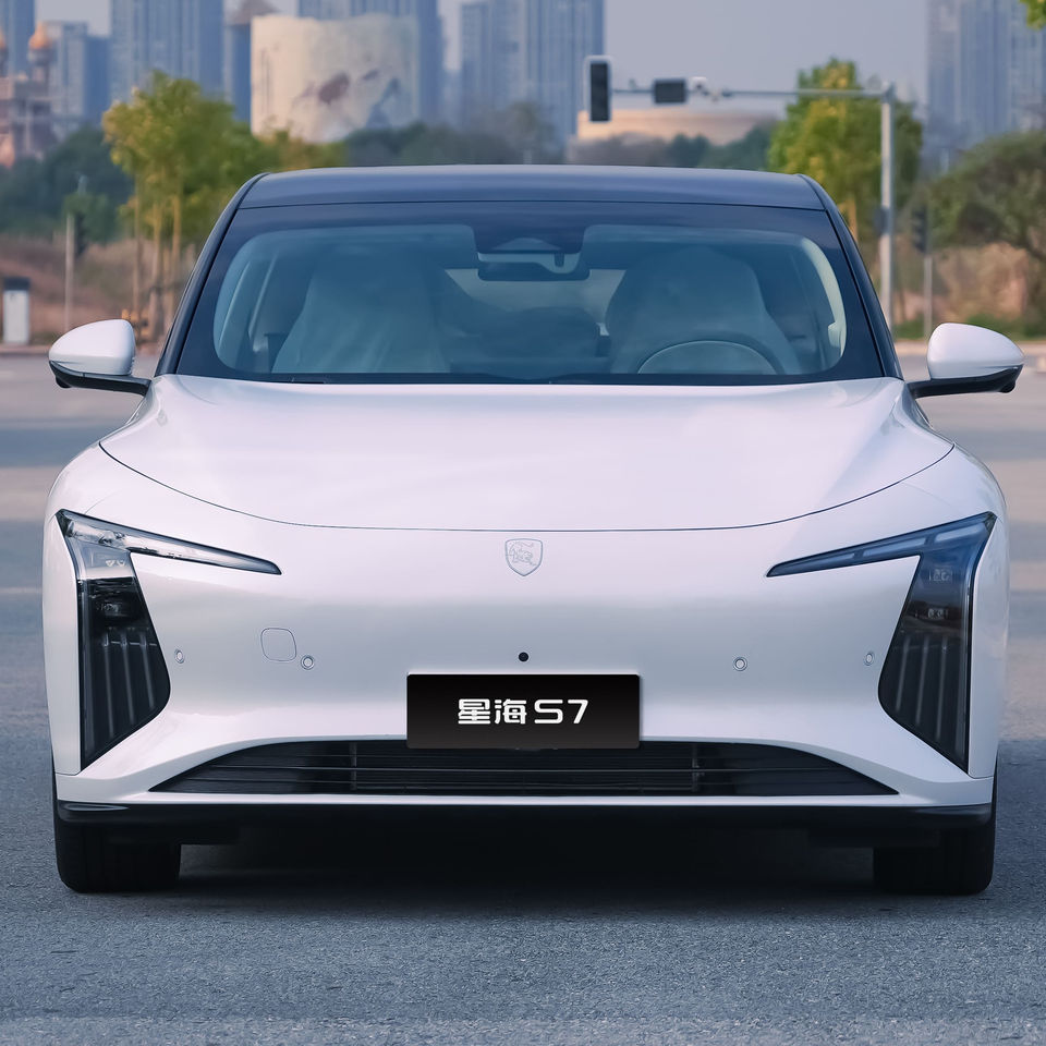 Dongfeng Forthing S7 Hybrid Electric Vehicles - Fast Charge