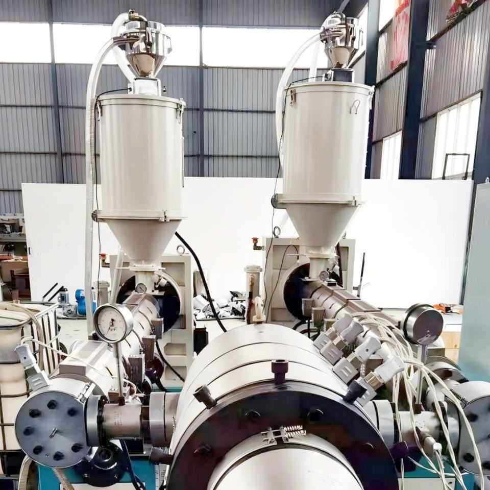 HDPE DWC Pipe Corrugated Plastic Pipe Production Extrusion Line ...