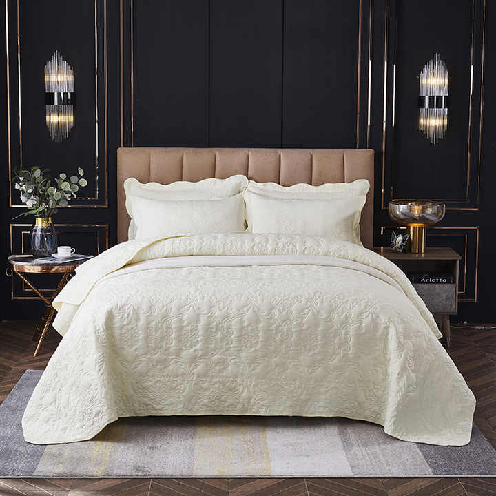 Custom Quilted Ultrasonic Embossed Polyester Bed Cover Solid Color ...