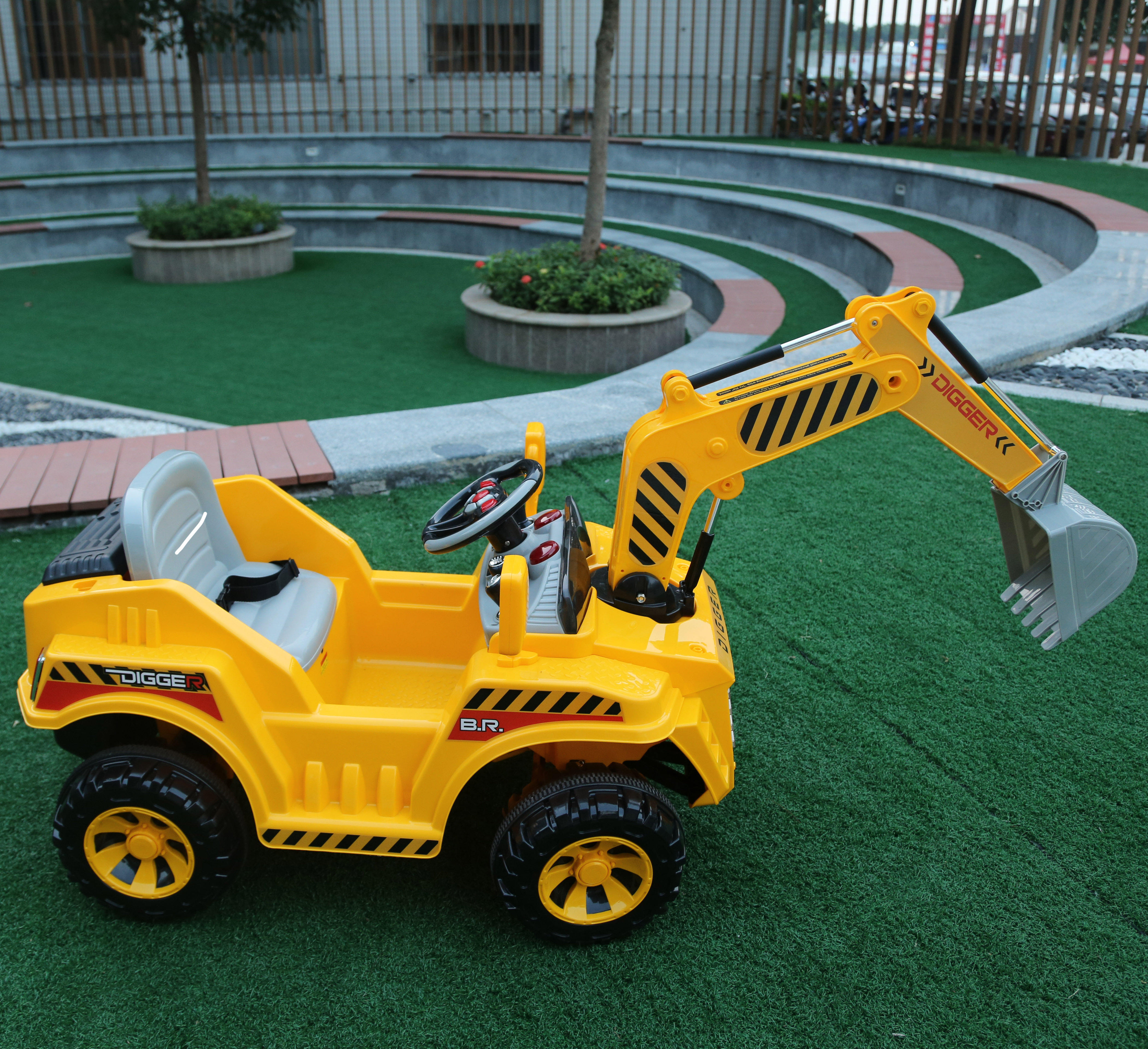 Construction Toy Truck Qaba Kids Ride-on Excavator Toy - Foot-Powered ...