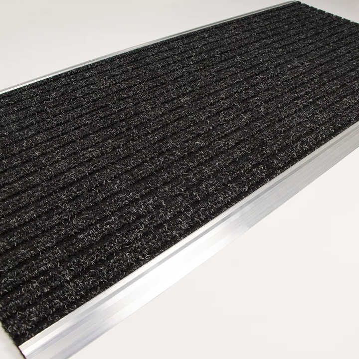 Hotel Entrance Door Mat with Aluminum Slope Border Carpet Pipeapple ...