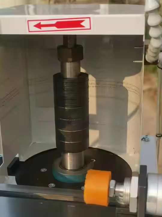 UPVC & Steel Reinforcement Pressing Window Making Machine Door ...