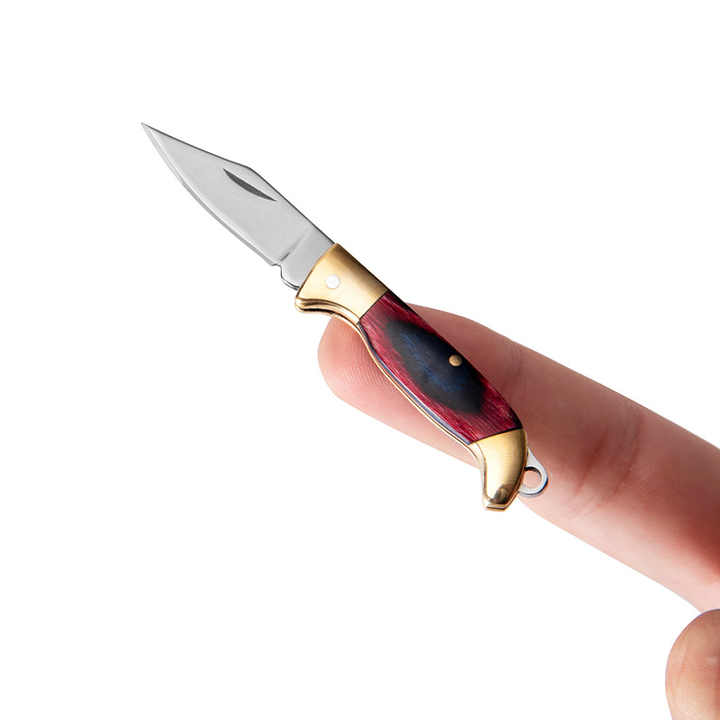 Mini Folding Keychain Knife - EDC Mini Gadgets Collection
