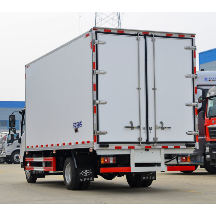 Qingling Isuzu KV600 132HP 4*2 5.15m Single-Row Refrigerated Truck ...