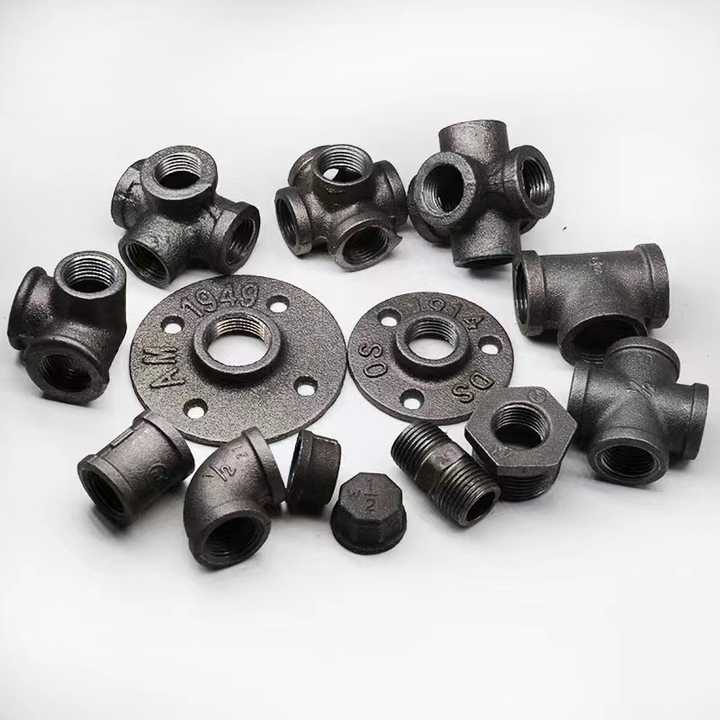 3/4 Inch Polished Black Iron Pipe Fitting Floor Flange for Plumbing, OEM