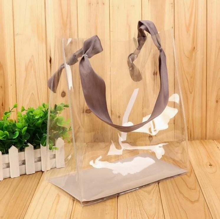 Wholesale Plastic Transparent Clutch Heart-Shaped Pin Backs | Alibaba.com