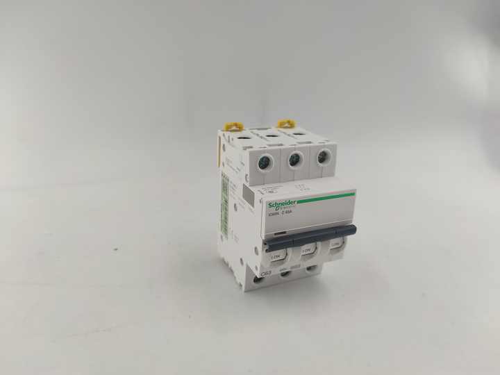 Acti9 Ic65 Series MCB - Reliable Circuit Protection