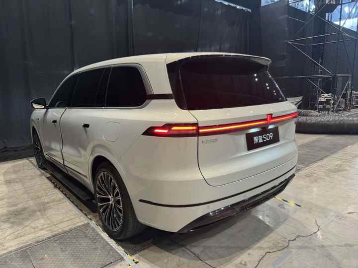 Pre-sale 2026 Deepal S09 Extended Range Hybrid 6/5000 Mid-large SUV New ...