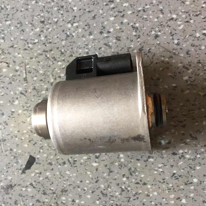 Transmission Parts 0501330120 Gearbox Intarder Pressure Sensor Valve