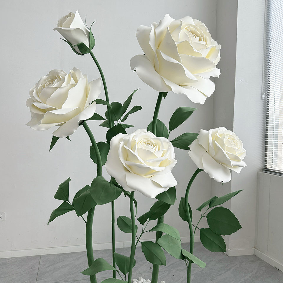 Customized Standing EVA Giant Rose Artificial Flowers