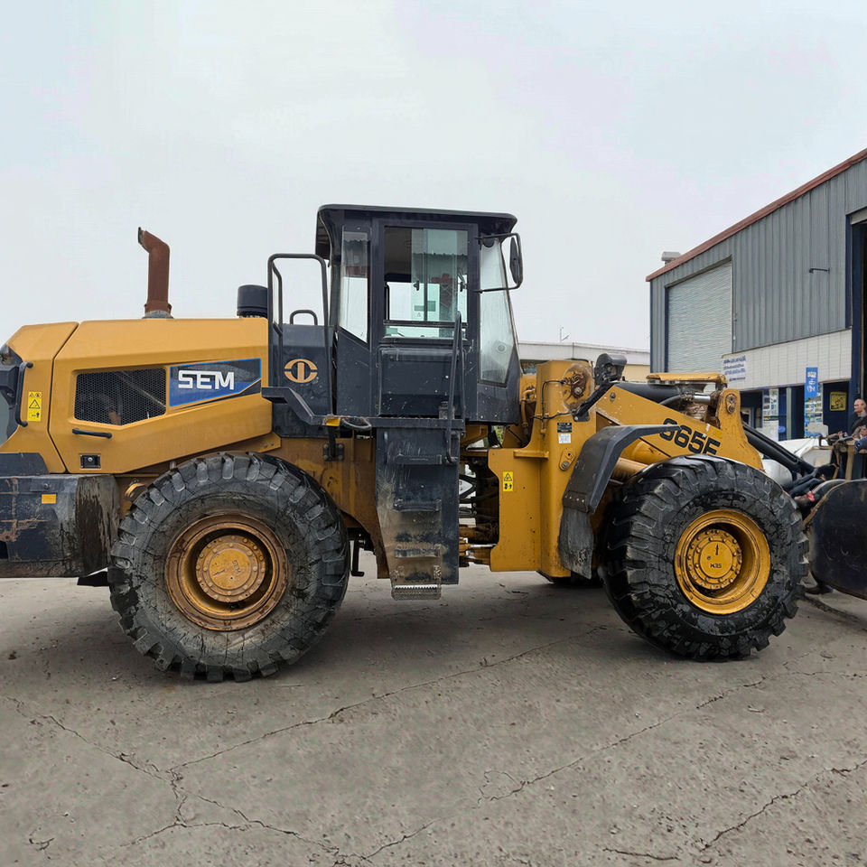Second Hand SEM 655F Wheel Loader CAT Engine 6,300kg Rated Load 2023 ...