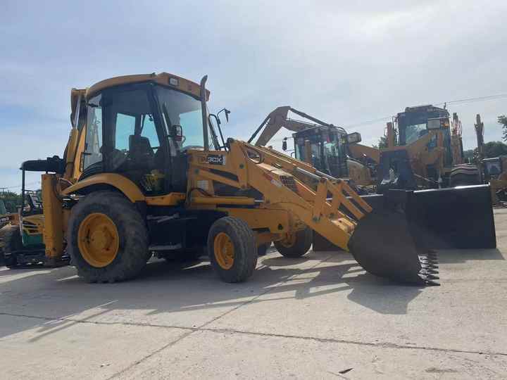 England Original Used JCB 3CX Backhole Loader Hydraulic Wheel JCB 3CX Loader Second-hand JCB 3CX ...