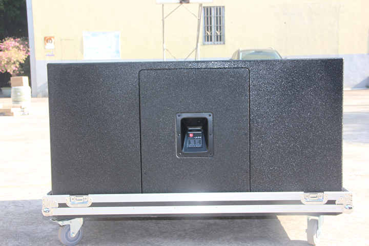 Powerful Stable Outdoor Sound Stage Sub Woofer Concert Crusade Sound ...