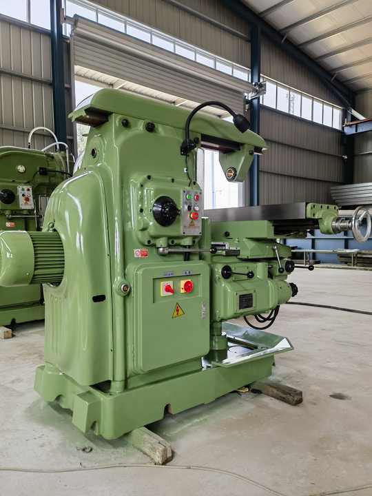 X6132 7.5kW Vertical Milling Machine 1320x320mm Table 500kg Light Duty Workshop Metal ...