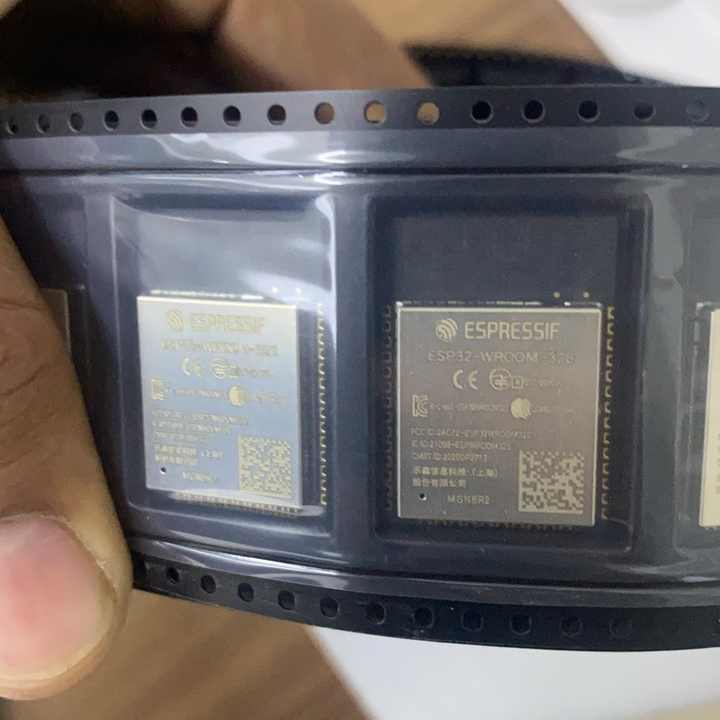 Original Esp32 Wroom 32e N8r2 Bluetooth Wifi Rf Wireless Rf Transceiver Modules