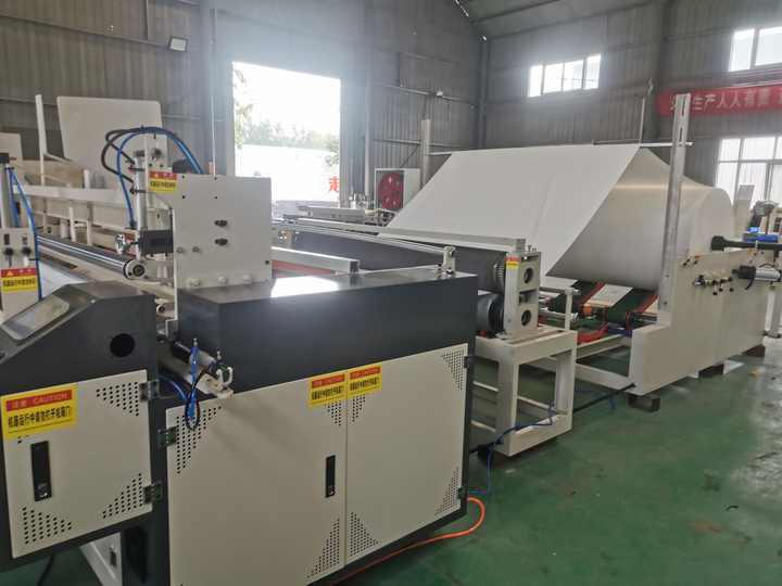 Full Automatic Small Toilet Paper Making Machine - 200pcs/min