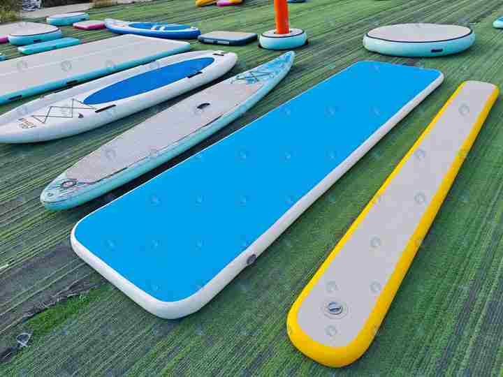 Inflatable Air Track Custom Gym Mat SUP Board Water Float Board Stock ...