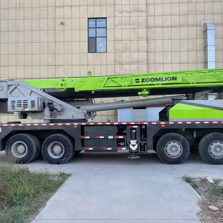 Zoomlion 30 Ton Truck Crane QY30K Mobile Crane ZTC300H ZTC300V with 5 Section Main Boom| Alibaba.com