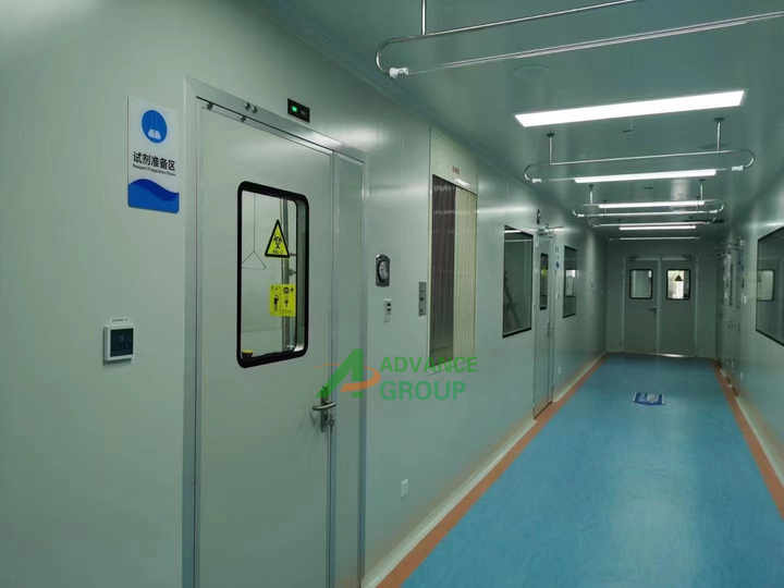 Cleanroom Door with Safety Lock System for Sensitive Production Areas ...