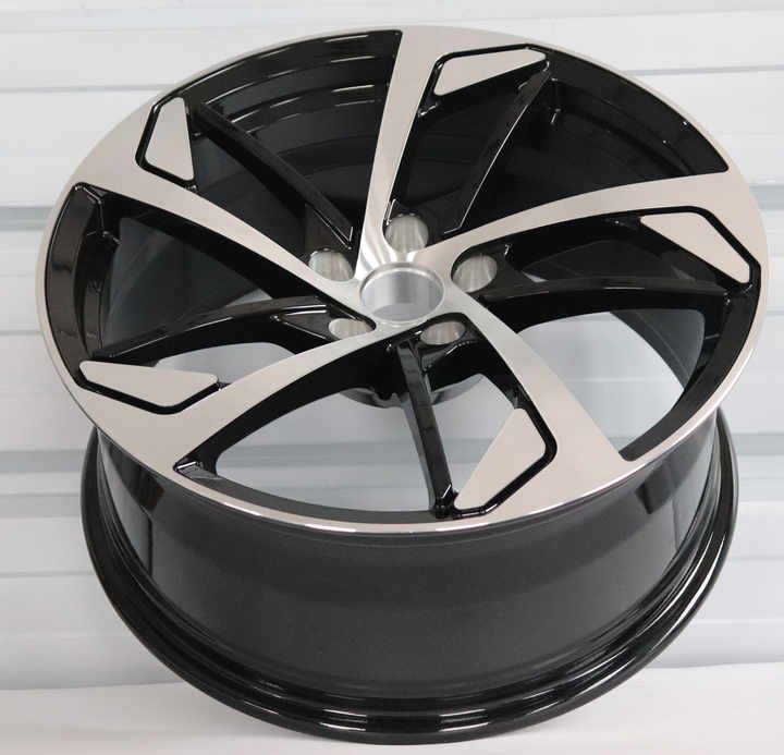 Custom Lightweight Hollowed Out Spokes for Passenger Cars