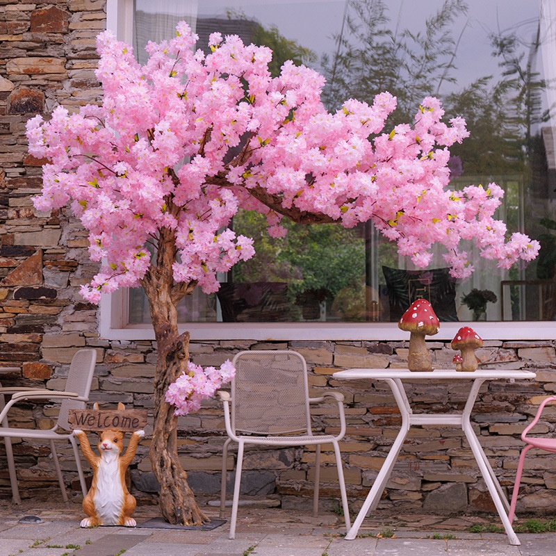 How to Choose the Best Big Golden Tree for Your Space