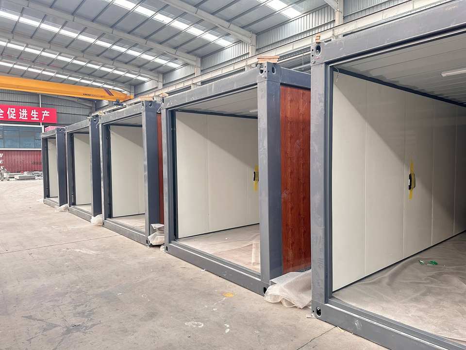 20ft Self-Folding Mobile Portable Caravan Container House Prefabricated ...