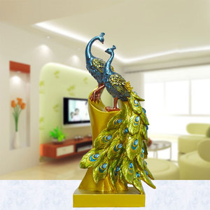 Elegant Peacock Sculptures - Artistic Garden Decor