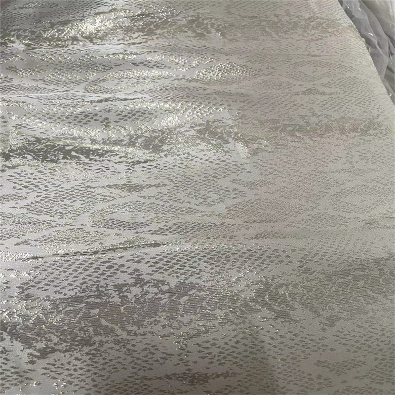 How to Choose Silk Fabric Brocade: A Complete Buying Guide