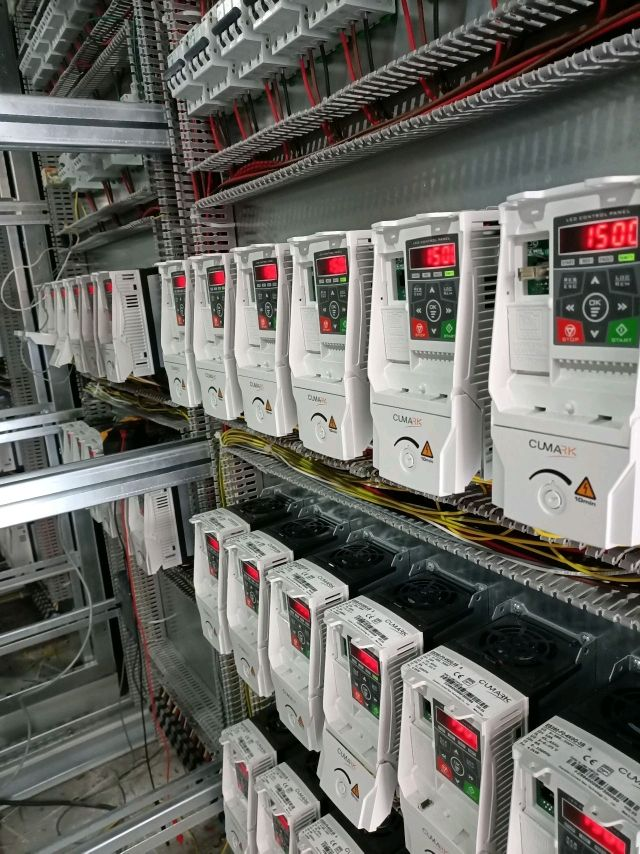 Nhà Cung Cấp Biến Tần Điều Khiển Tốc Độ Động Cơ Xoay Chiều Biến Tần Ch ...