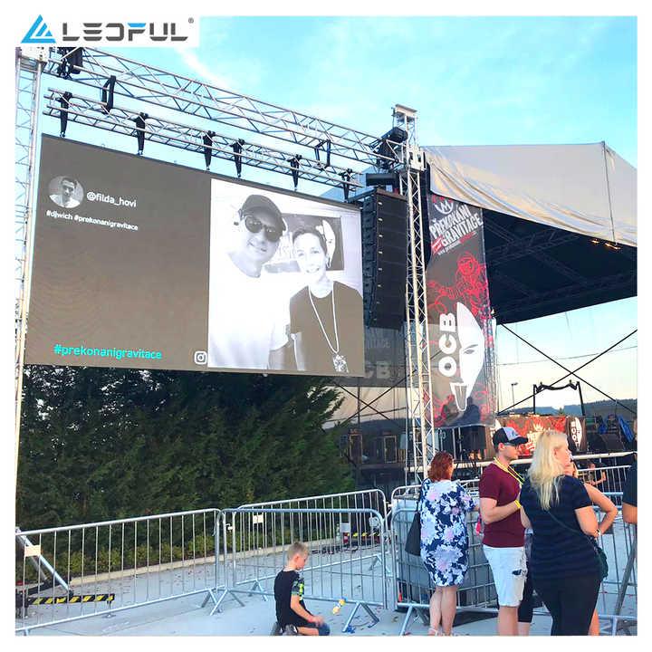 4X4 P3.91 LED Video Wall - Outdoor & Indoor Display Solutions