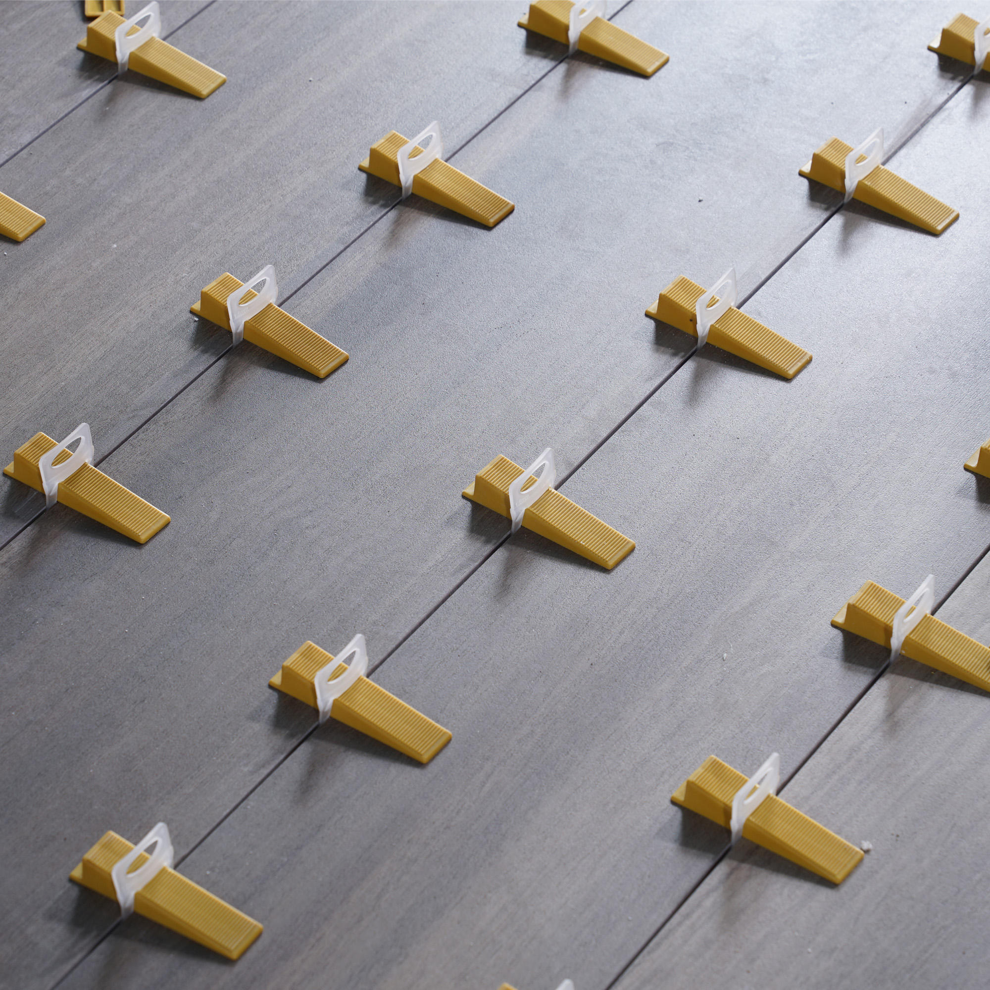 How to Choose the Best Tile Accessories for Your Project