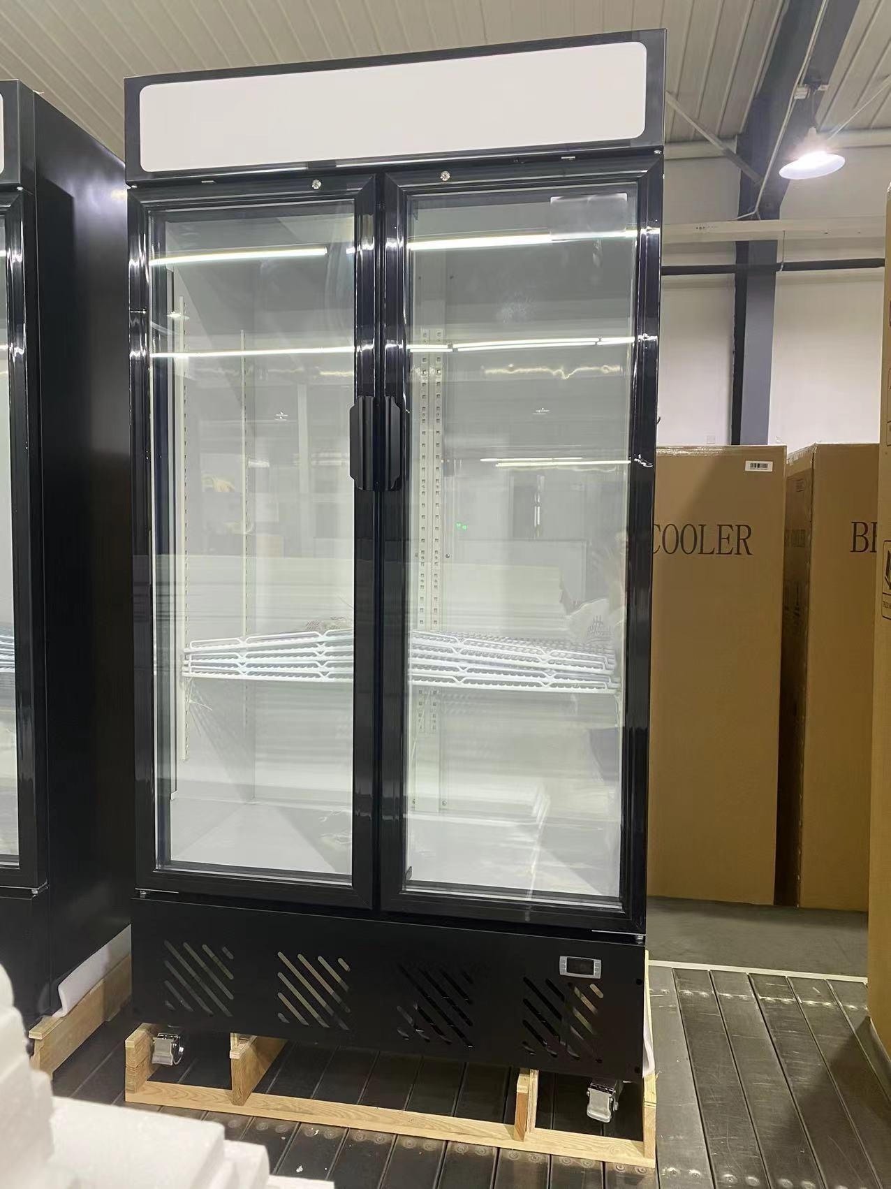 How to Choose the Best Refrigerated Showcase: A Complete Buying Guide