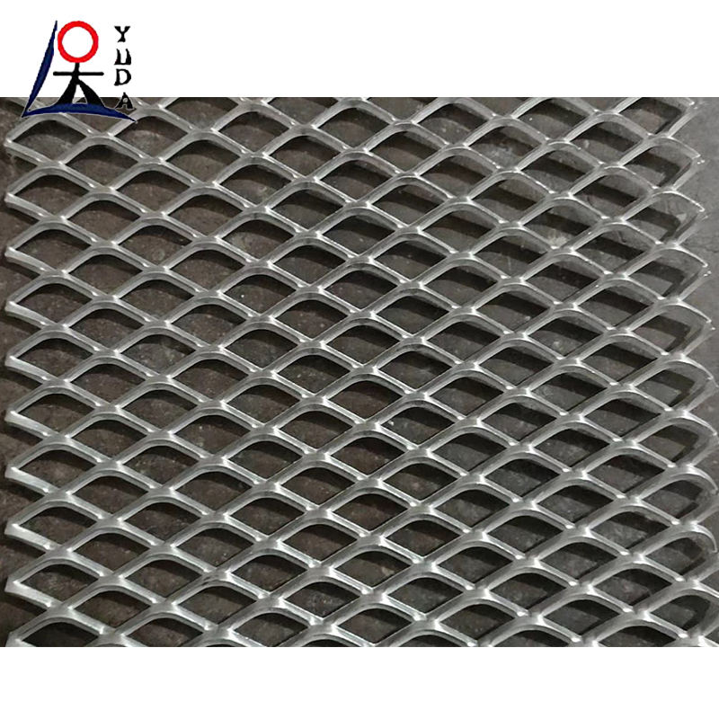 Rhombus Mesh Expandable Metal Fence - Durable & Customizable