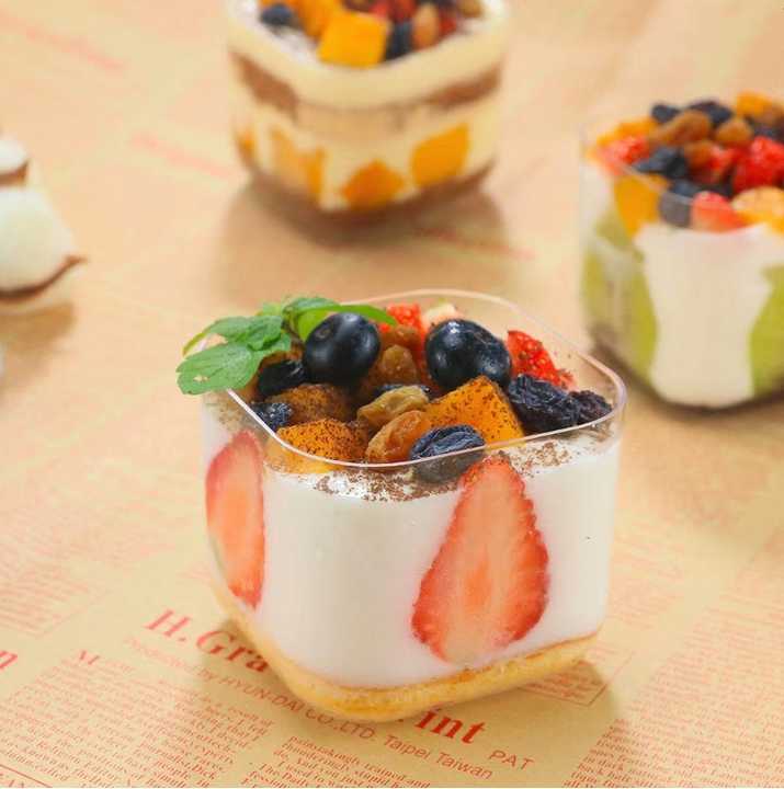 Large Capacity Transparent Plastic Mousse Mini Cups for Tea Cake Bread ...