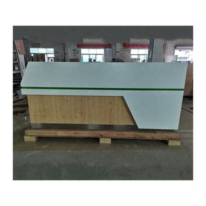 Customizable Hospital Nurse Station Counters - Modern & Stylish