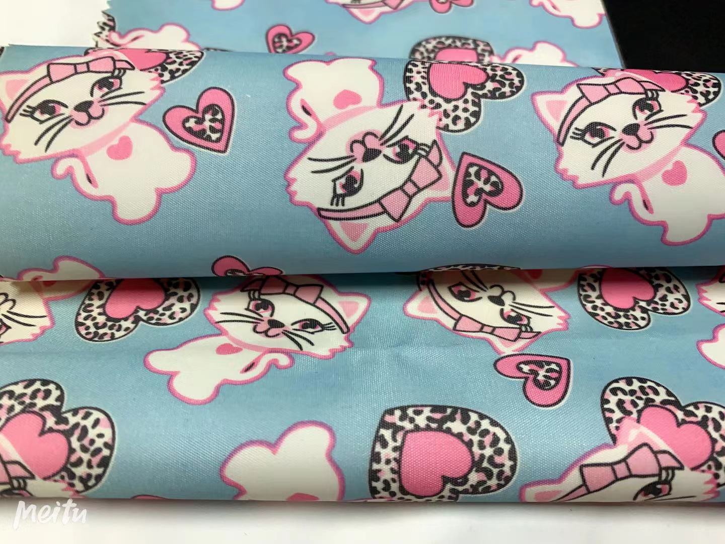 Beli Kain Taffeta Putih Berkualitas Tinggi untuk Proyek Kustom