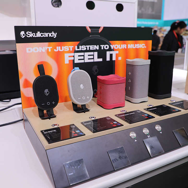 Custom Countertop Acrylic Speaker Display Audio Display Stand ...