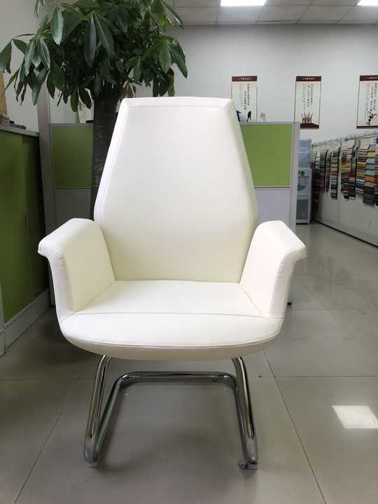 White Color High Back boss Leather Executive Ergonomic Office Chair ...