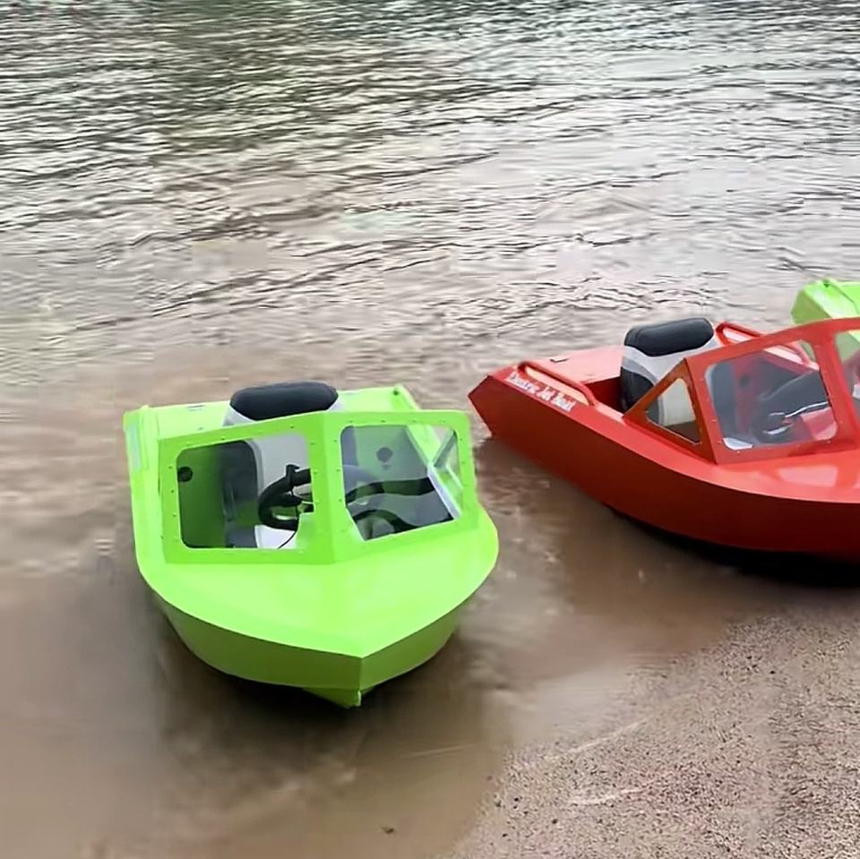 Fast Mini Boat Offshore Adventure Boat - Lithium-powered
