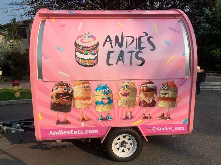 Pink Cupcake Cart - Versatile Food Cart for Commercial Use