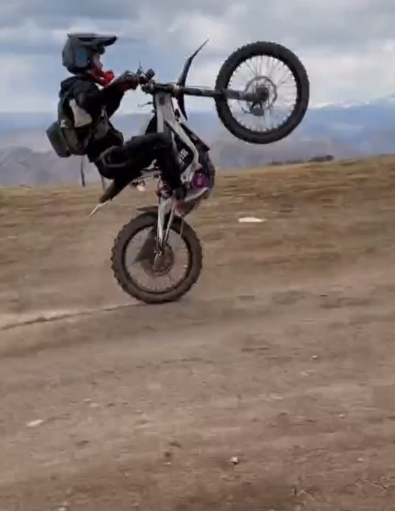 Sur Ron Light Bee X Road Bike SurRon Electric Moto bike automatic ...