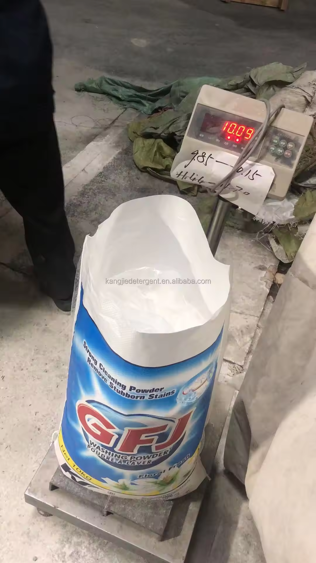 DIY Washing Powder - Eco-Friendly Laundry Detergent Powder