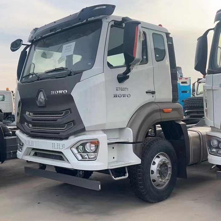 SINOTRUK Model 10 Wheeler 371HP HOHAN Tractor Truck in Stock