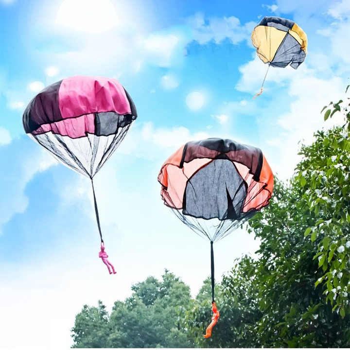 Children's Outdoor Games Toys Hand Throwing Parachute Paratrooper Mini ...