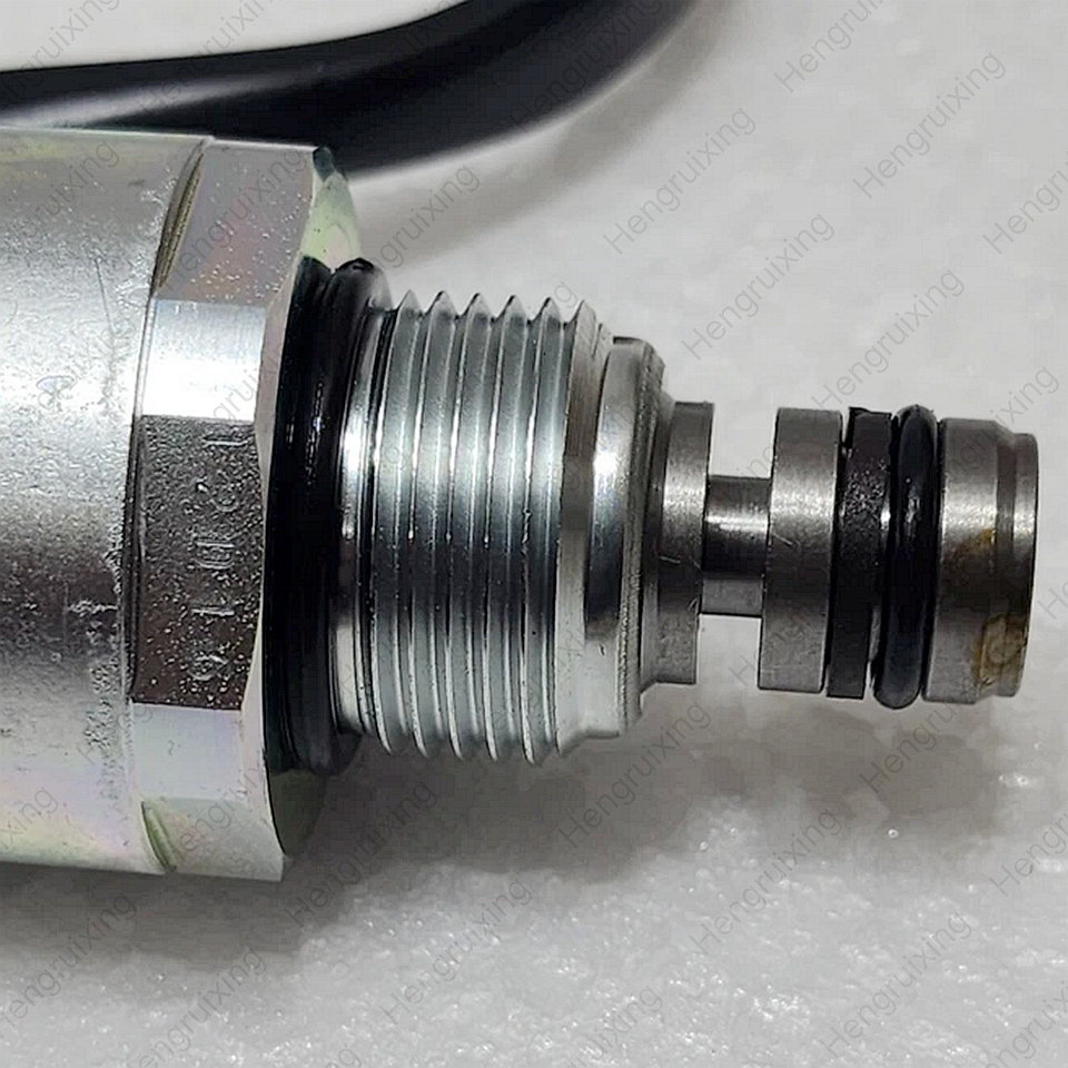 Forklift Parts Oil Control Valve Solenoid Valve Assy 67606-10920-71 for ...