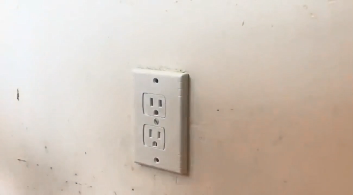 Universal Self-closing Electrical Outlet Covers ,extra Safe Retardant ...
