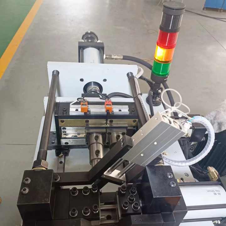 HESHUN Pipe End Forming Machine - Precision & Efficiency