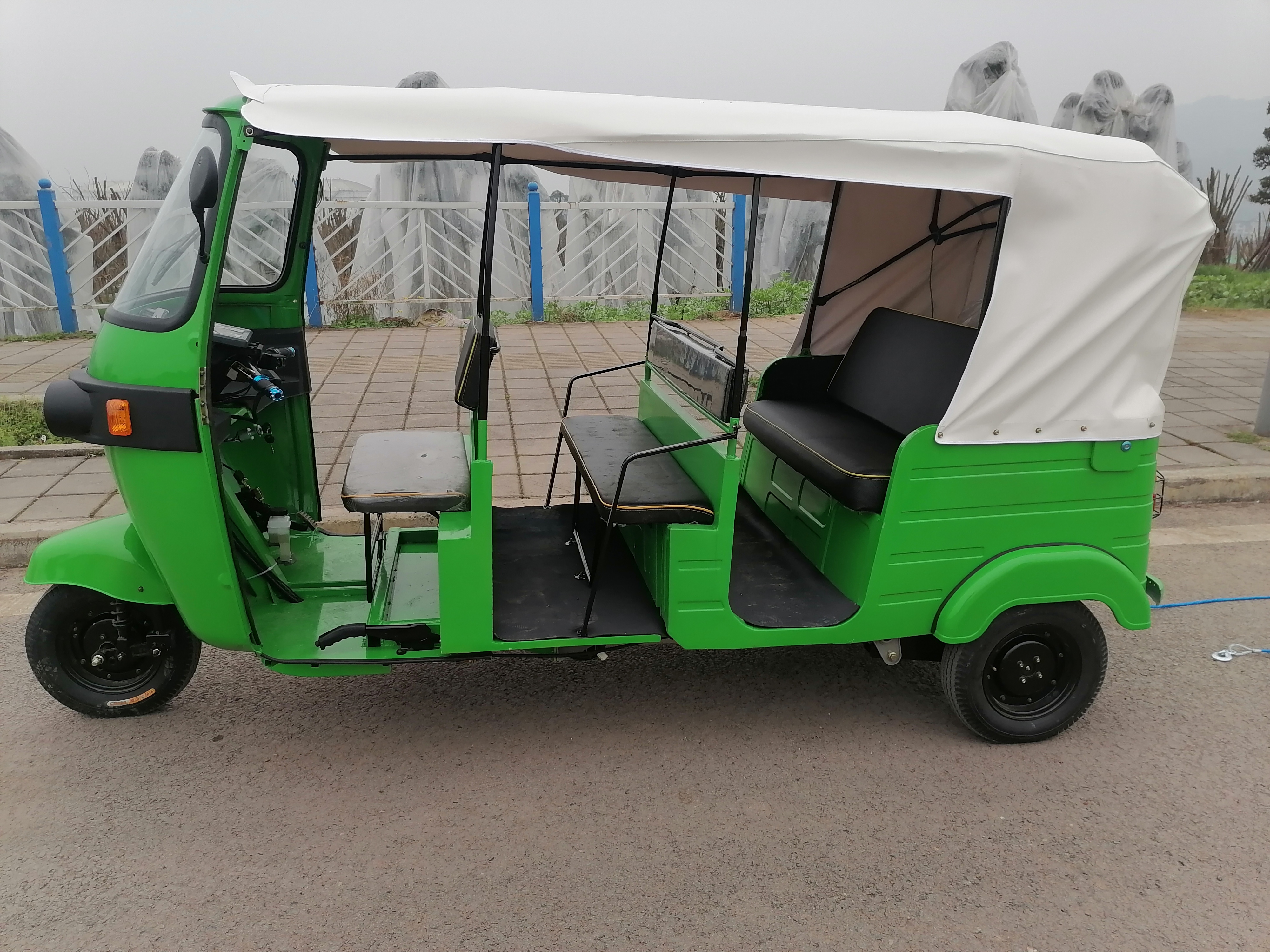 Electric Tuk Tuk 6 Seat - Open Body High Performance