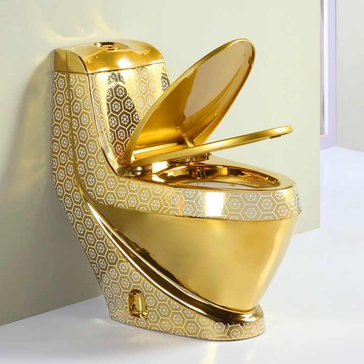 Modern One-Piece Golden Ceramic Toilet - Easy Clean & Dual-flush